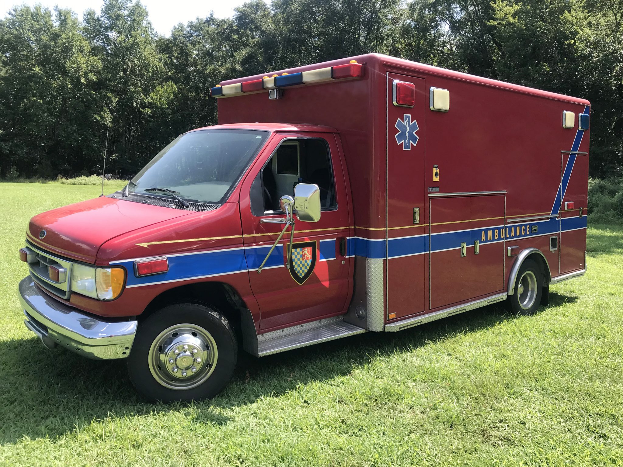 Rigs for Sale – AmbulanceCamper.com